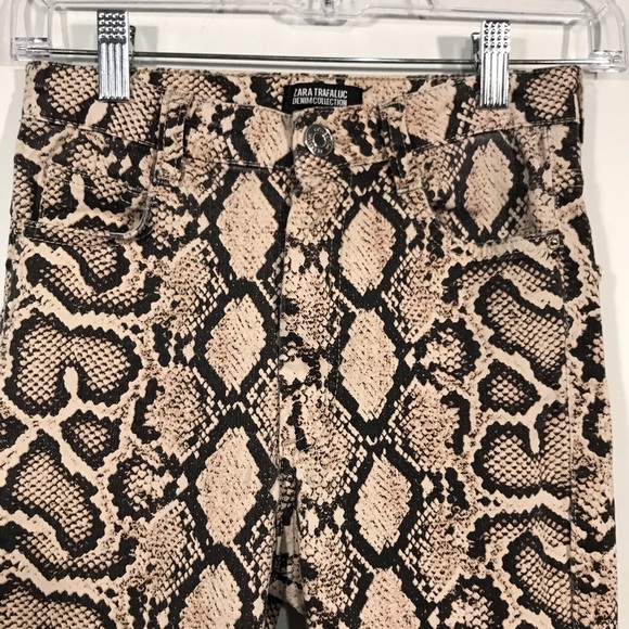 Zara | Jeans | Zara Trafaluc Snake Print Denim Skinny Jeans Sz 6 | Poshmark